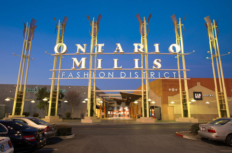2025 美國加州洛杉磯 Outlets & Malls 攻略：Desert Hills Premium, Camarillo Premium ...